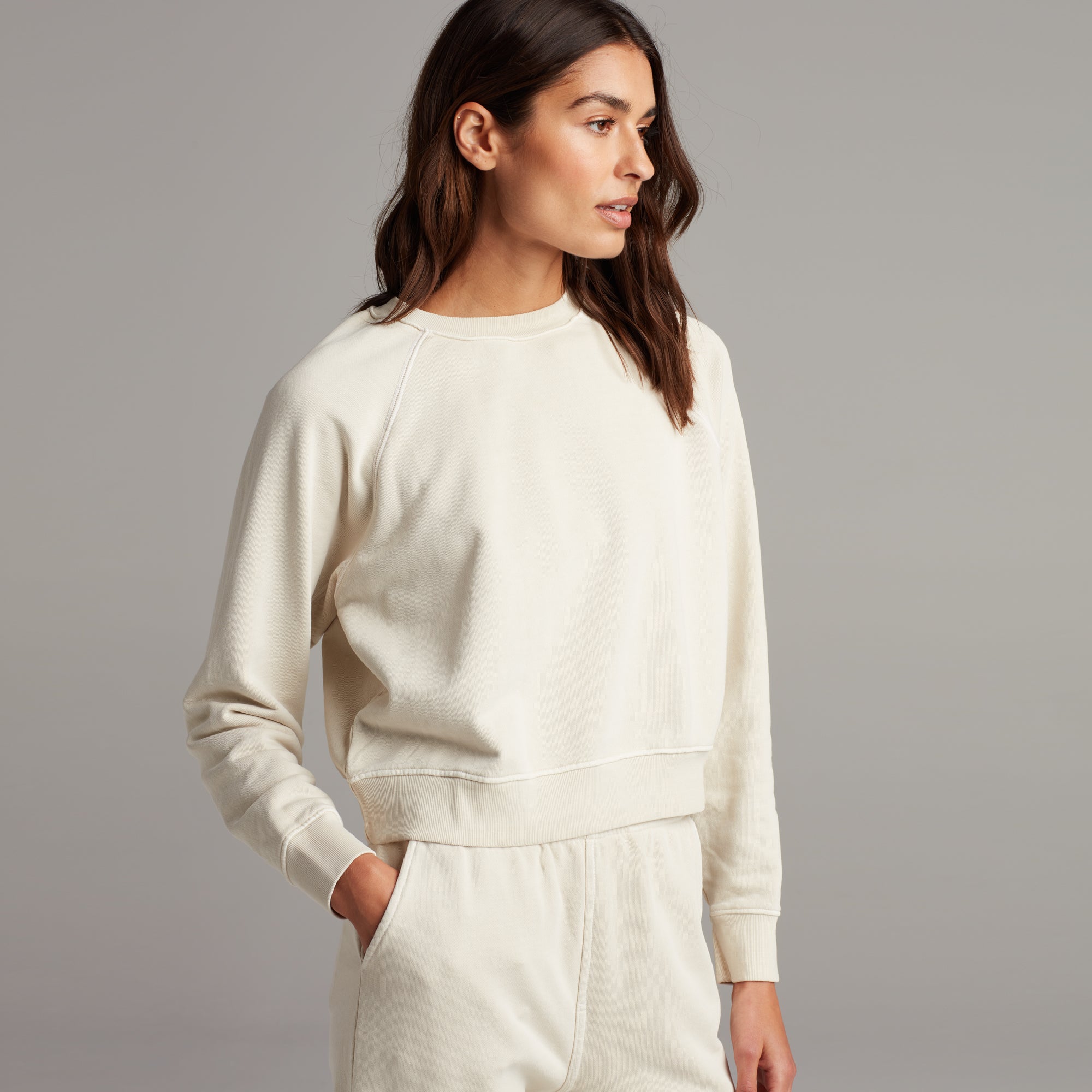 Addison Raglan Sweatshirt – Rowan