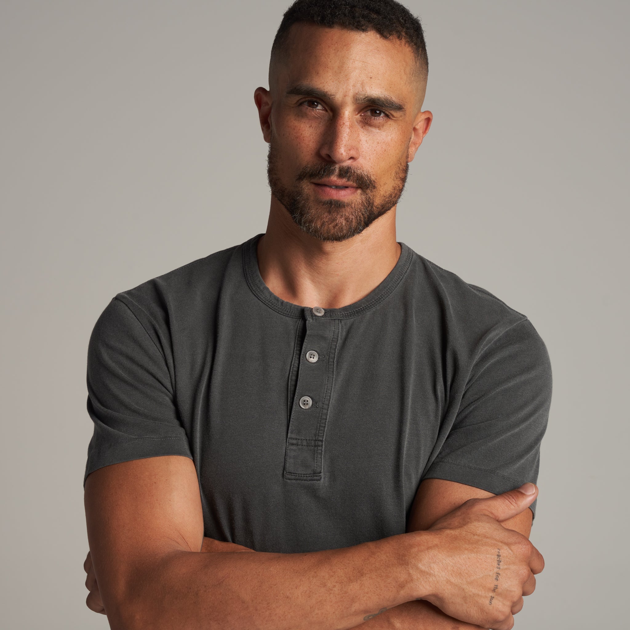 Midland Short Sleeve Henley – Rowan